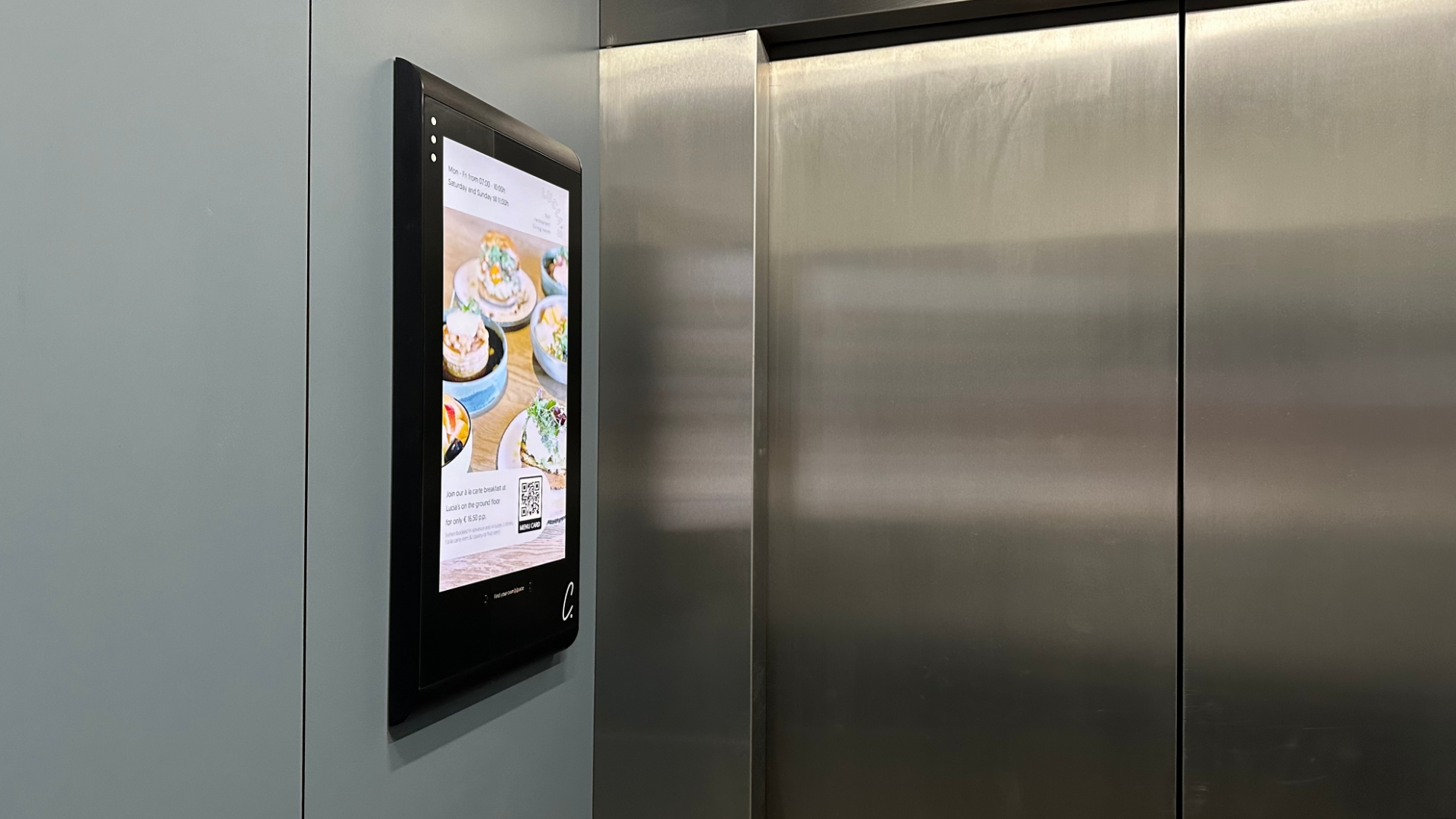 INVITE Elevator screens - XPO Screens